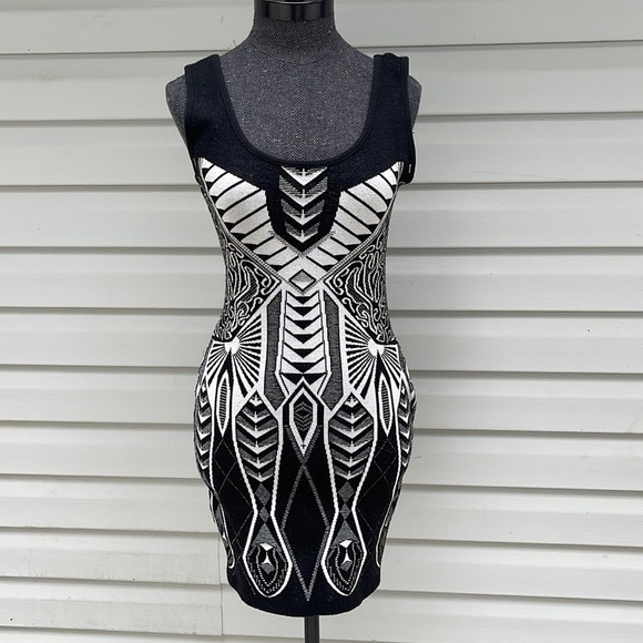 Hera Collection | Dresses | Hera Collection Tribal Geometric Bodycon ...